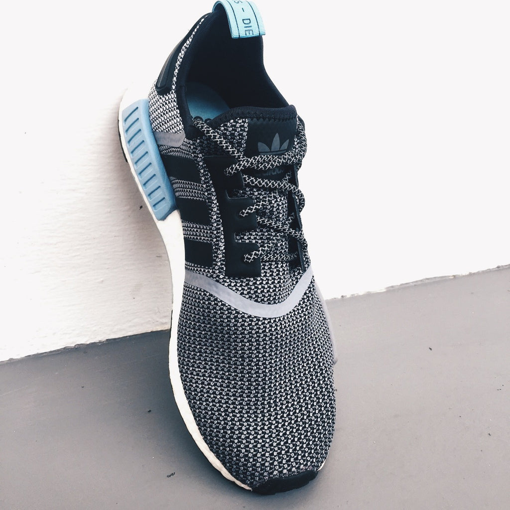 How To Lace Your Sneakers / Swap Your Shoe Laces : ADIDAS NMD R1 Circa ...